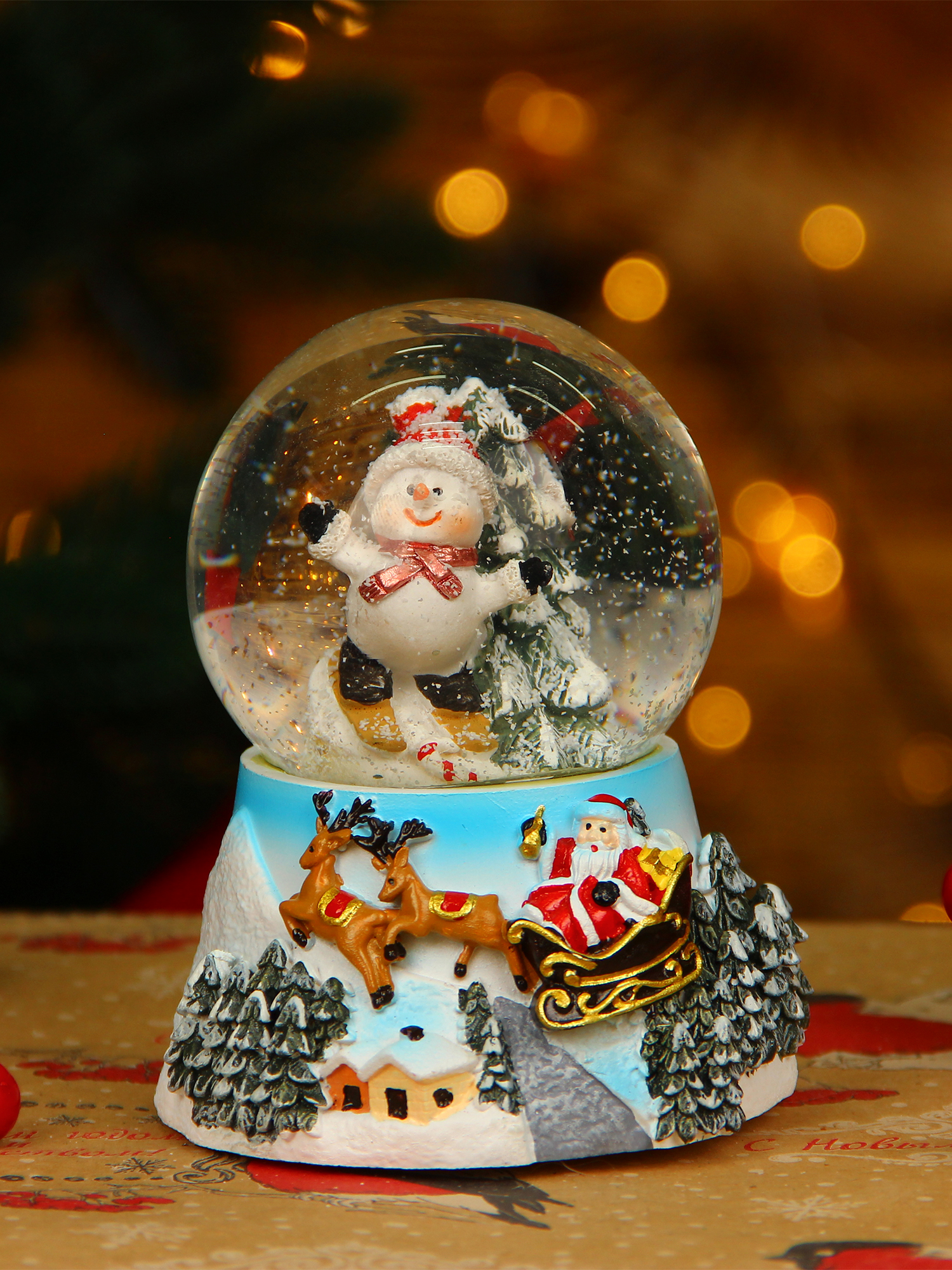 Фонарь новогодний со снегом "Снеговик слева с красным шарфом" 12 см ...