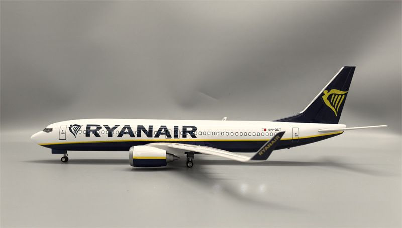 TOP TOY 1/150 Модель самолета 47cm с шасси и подсветкой кабины, Ryanair ...