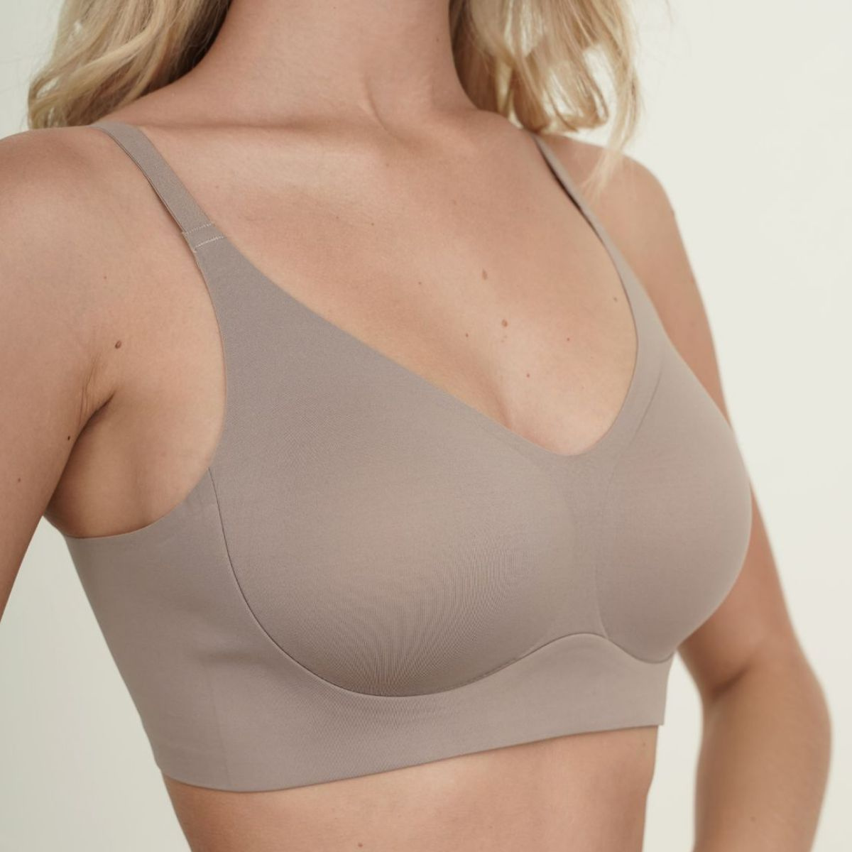 Бюстгальтер Женский EASY BRA без косточек, бра, размер 80A, 80B темно-бежевый, кофейный Полиамид ...