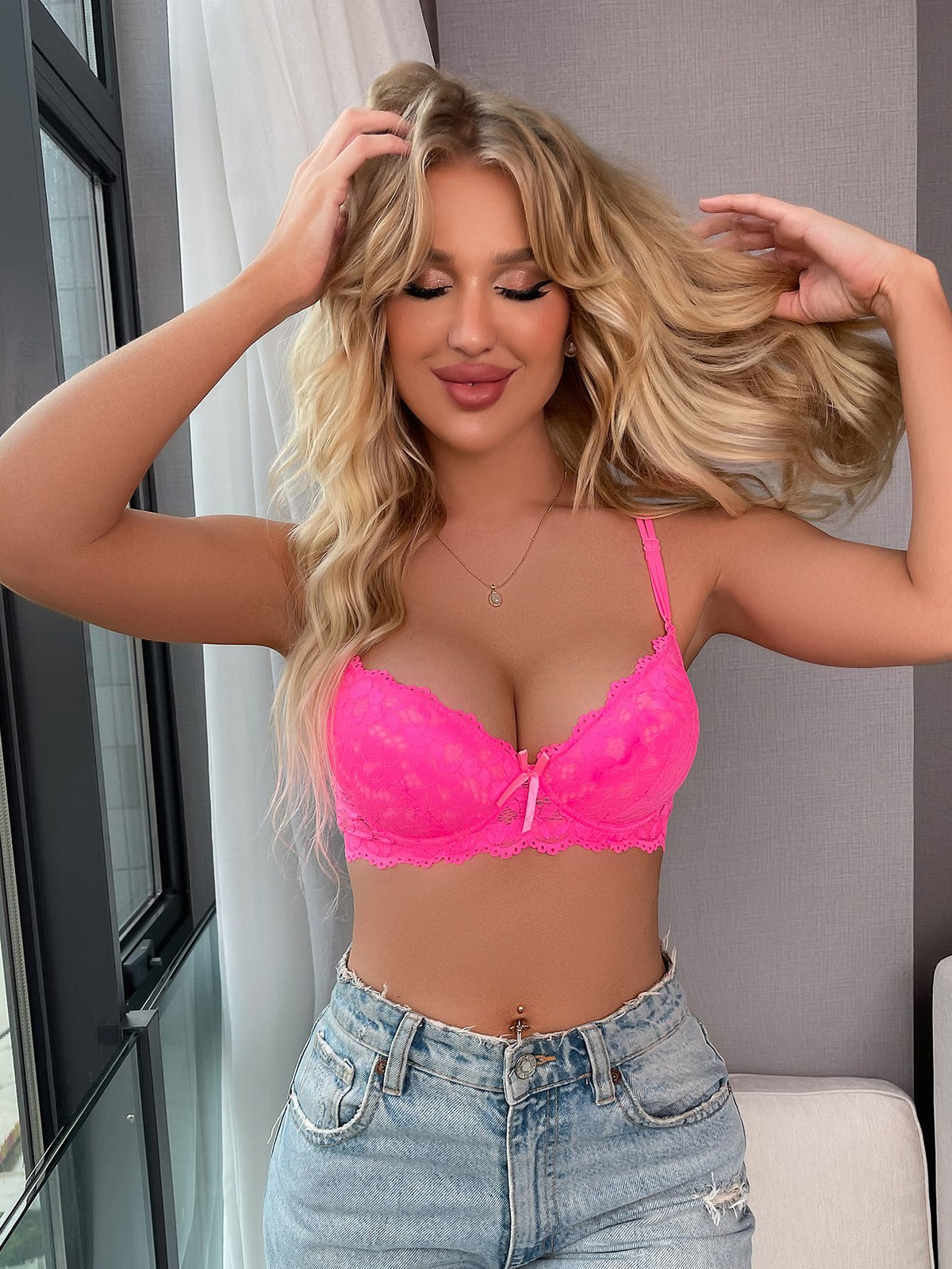 Бюстгальтер Женский, размер 90C красный купить c доставкой на OZON по низкой цене (2181067134)