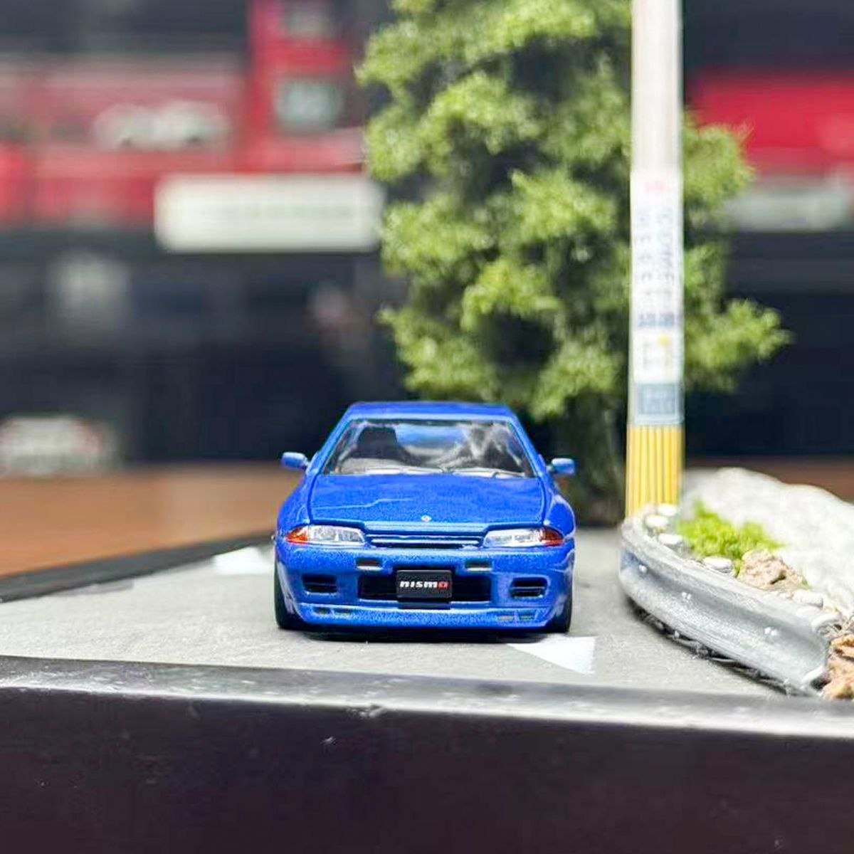 машинка PopRace 1:64 Nissan BNR R32 GTR купить на OZON по низкой цене ...