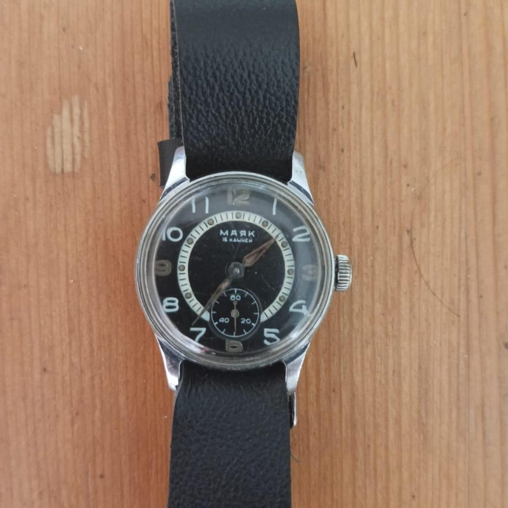 Часы Маяк СССР 16 камней черный циферблат 1955 год купить на OZON по низкой цене (1597528004)