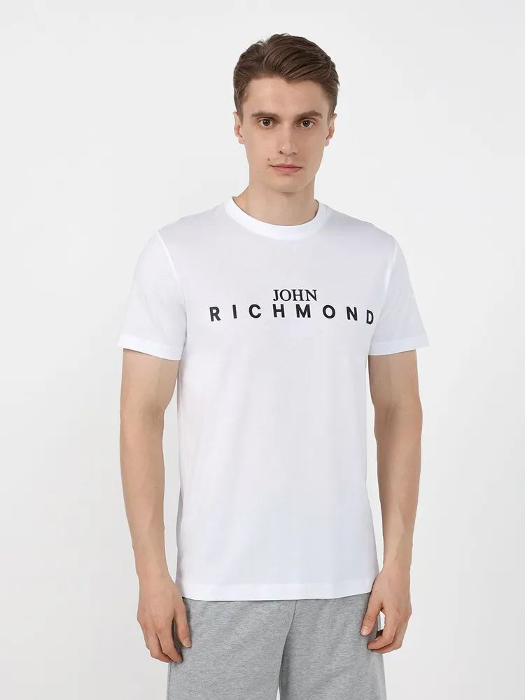 Футболка Мужской John Richmond белый Короткий размер 46 Китай купить C доставкой на Ozon по