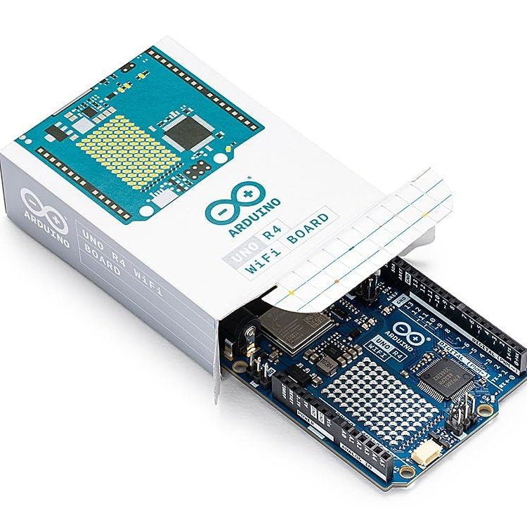 Оригинальная плата Arduino Uno R4 с Wi Fi купить с доставкой по