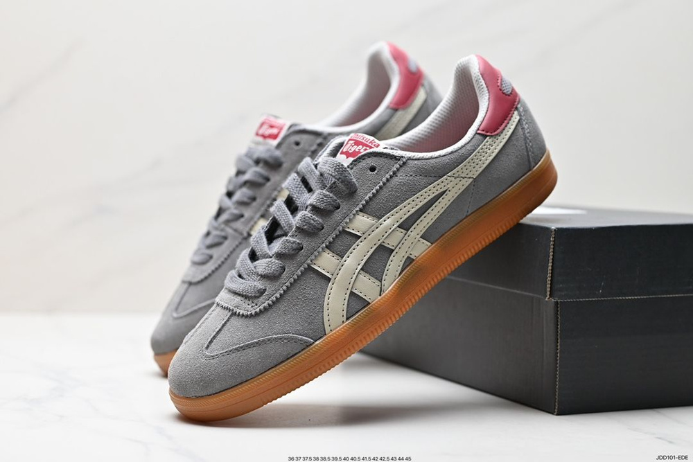 Кроссовки Onitsuka Tiger - купить с доставкой по выгодным ценам в ...