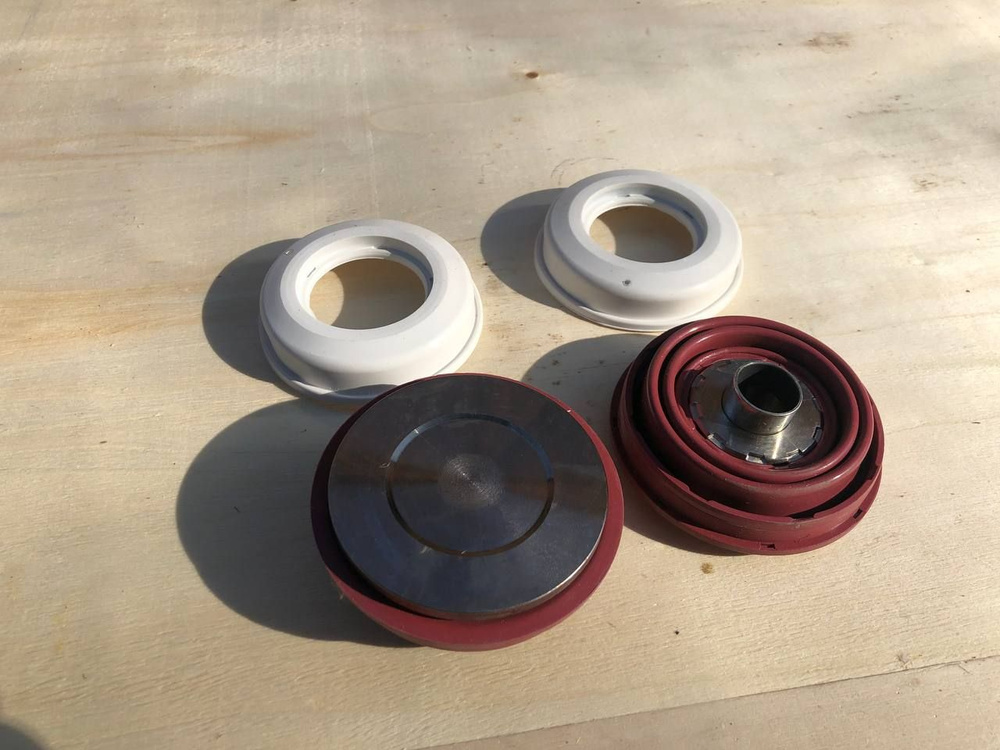 Комплект толкателей и пыльников суппорта KNORR SN6, SN7, SK7 - WELES ...