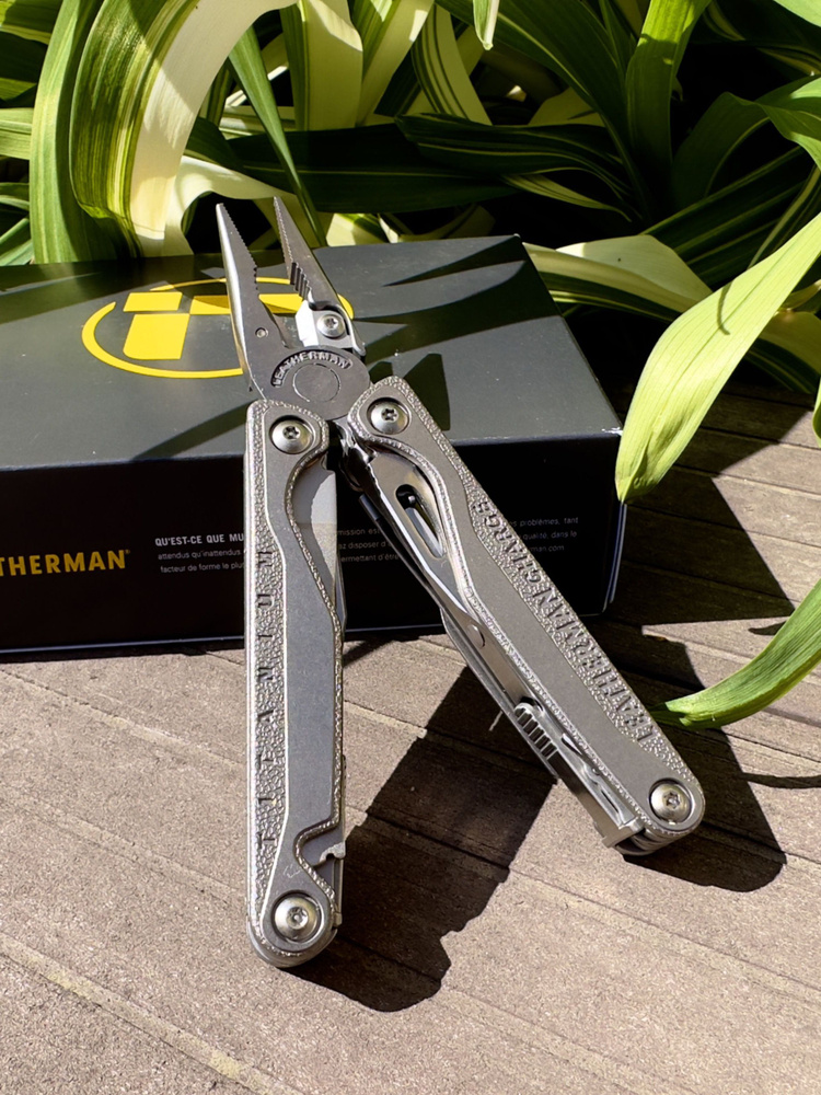 Мультитул Leatherman Charge Plus TTI купить на OZON по низкой цене ...
