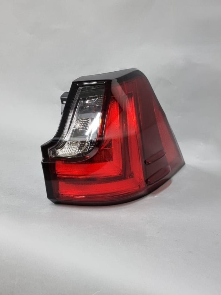 Lexus Фары автомобильные, 14 шт., арт. 81561-60С20 купить на OZON по ...