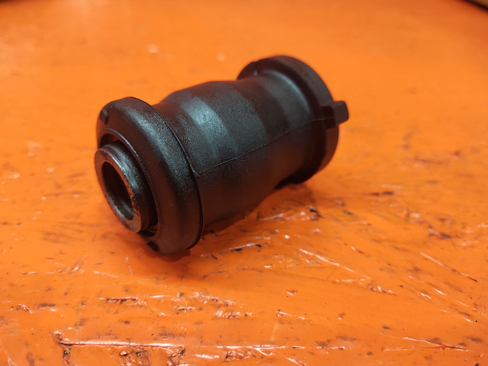 Сайлентблок переднего рычага TOYOTA ALLEX/RUNX *E12* купить c доставкой ...