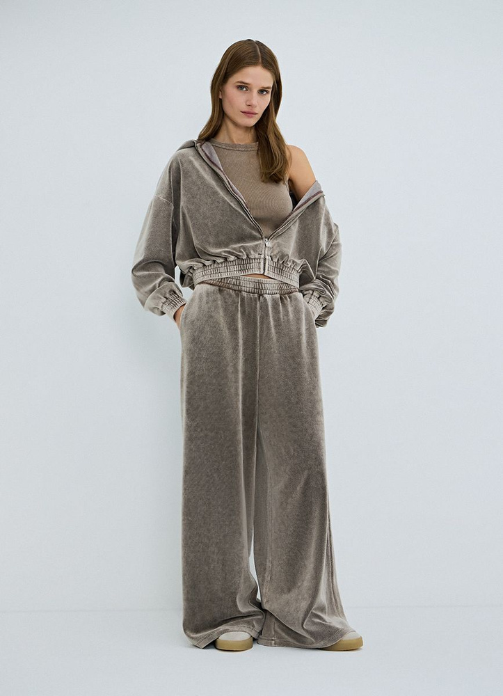 Брюки Женский O'STIN широкие бежевый Трикотаж Повседневный, размер 48 Резинка свободный На любой ...