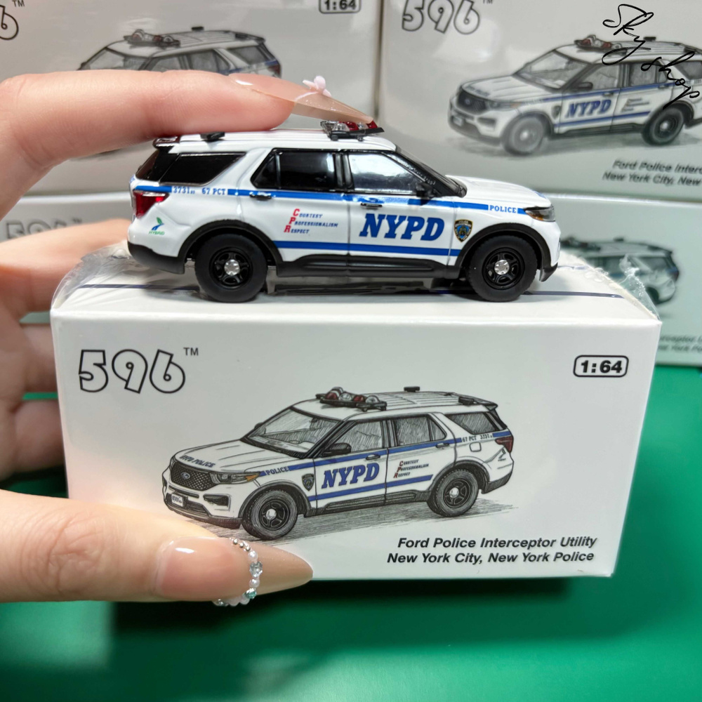 Машинка 596 Model 1:64 Ford Police interceptor Utility New York City ...