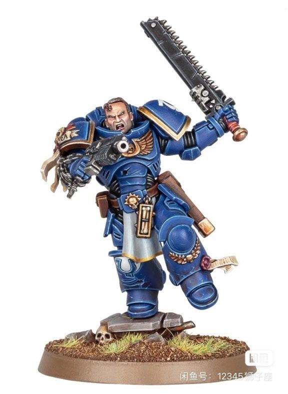 Лейтенант Титус Космических Десантников (Смола, Литье) / Space Marine ...