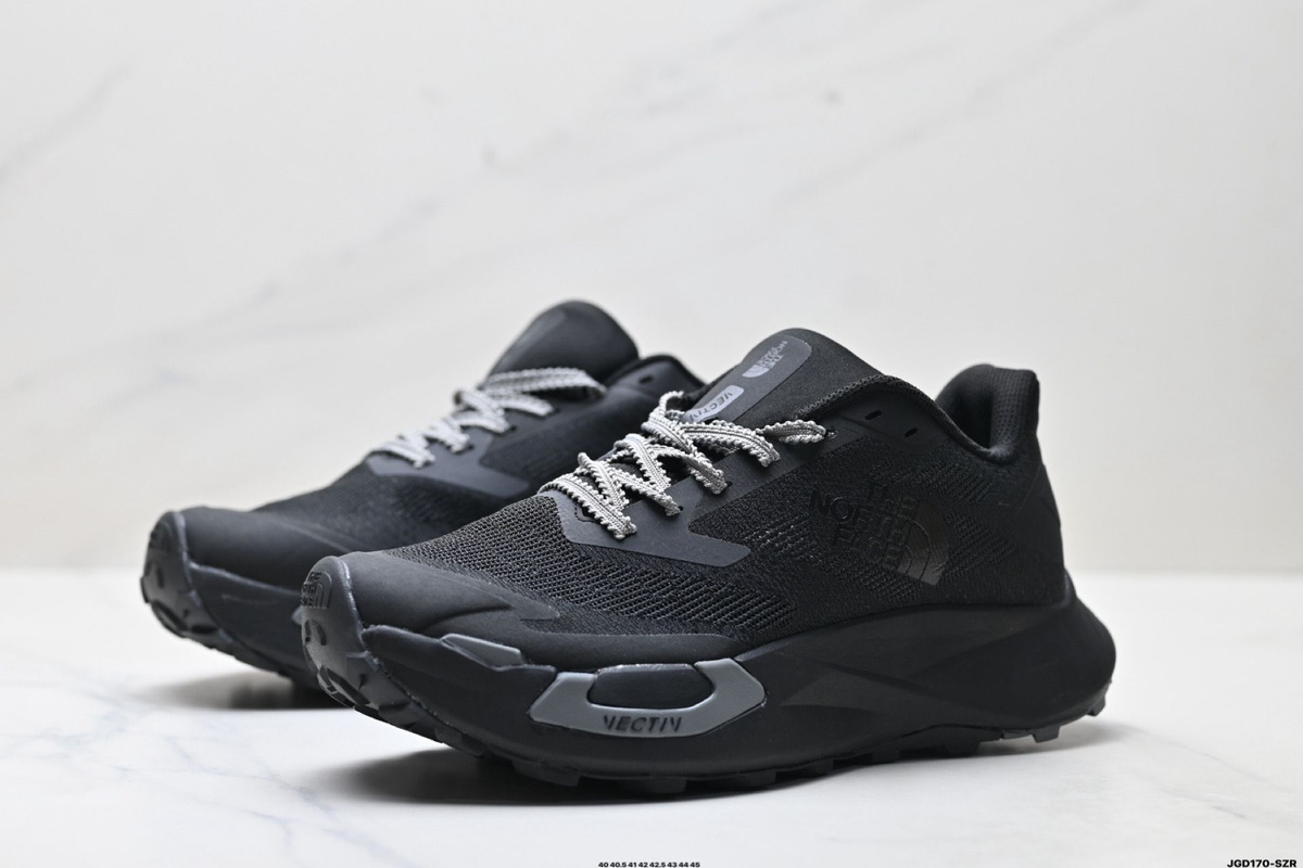 Круглый нос Мужской The North Face EVA Бадминтон, размер 42 R (средняя ...