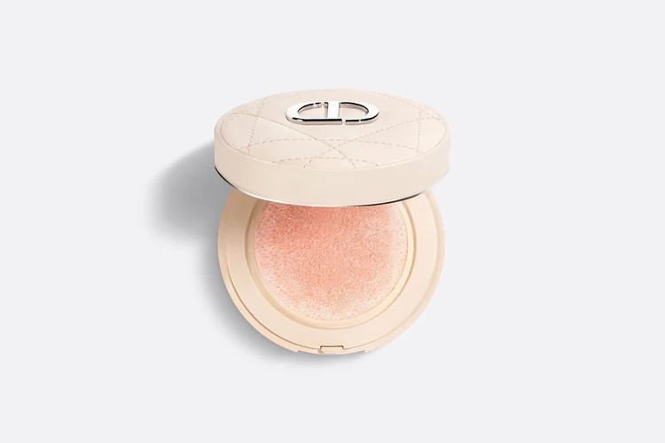 Dior Пудра FOREVER CUSHION POWDER 060 CORAL купить на OZON по низкой ...