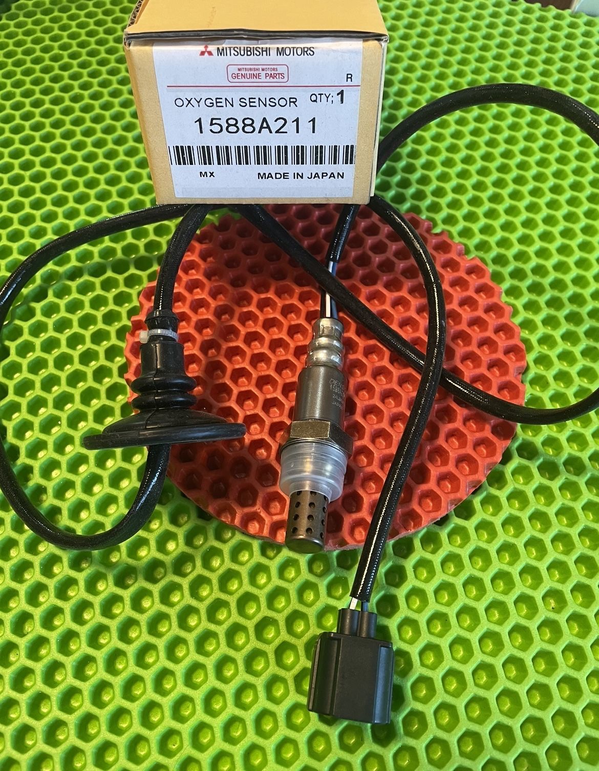 Кислородный датчик Mitsubishi 1588A211 купить на OZON по низкой цене ...