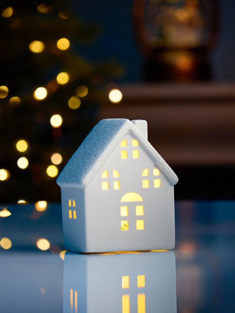 Светодиодная фигура Дом с окнами 8.1 5.7 10.1 см, 1 LED, керамика, от батареек LR44 2, свечение ...