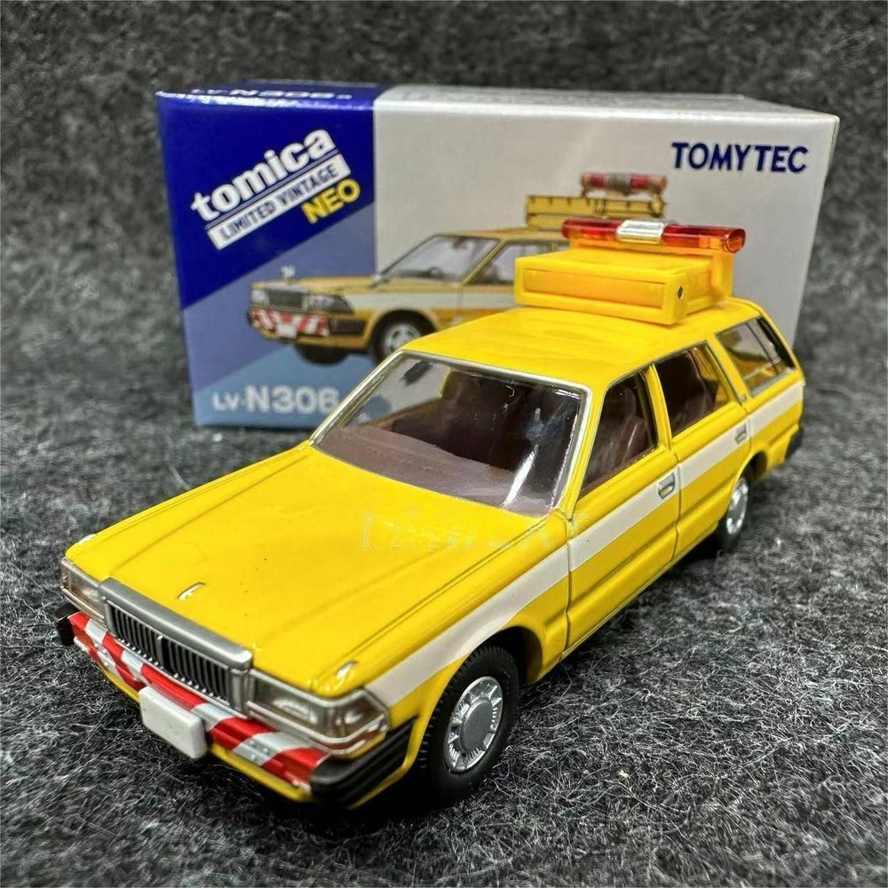 Машинка 2401 Tomytec Tomica TLV 1/64 LV-306a Nissan Cedric Van Road Patrol Car Die-cast Alloy ...