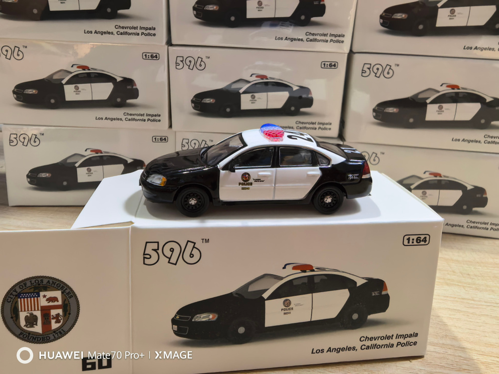 Машинка 596 model 1:64 Chevrolet Impala Los Angeles lapd police car ...