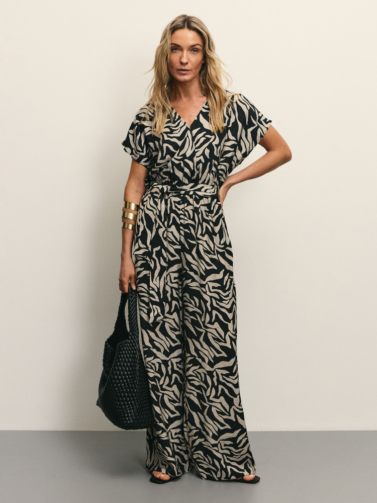 Комбинезон Женский Zarina, размер 44, рост 165-180 бежевый Демисезон Пояс/ремень с брюками ...