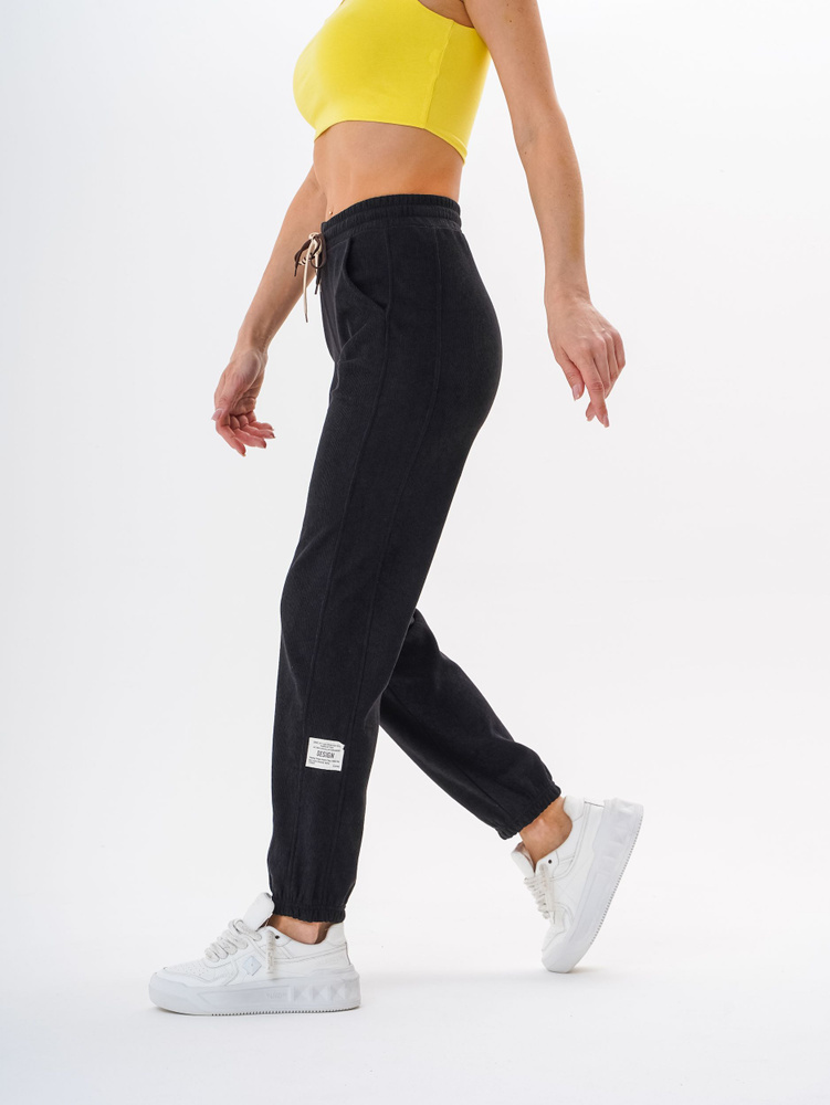 Брюки Женский XF.BUSF джоггеры, утепленные черный Вельвет, Микровельвет Повседневный, размер 58 ...