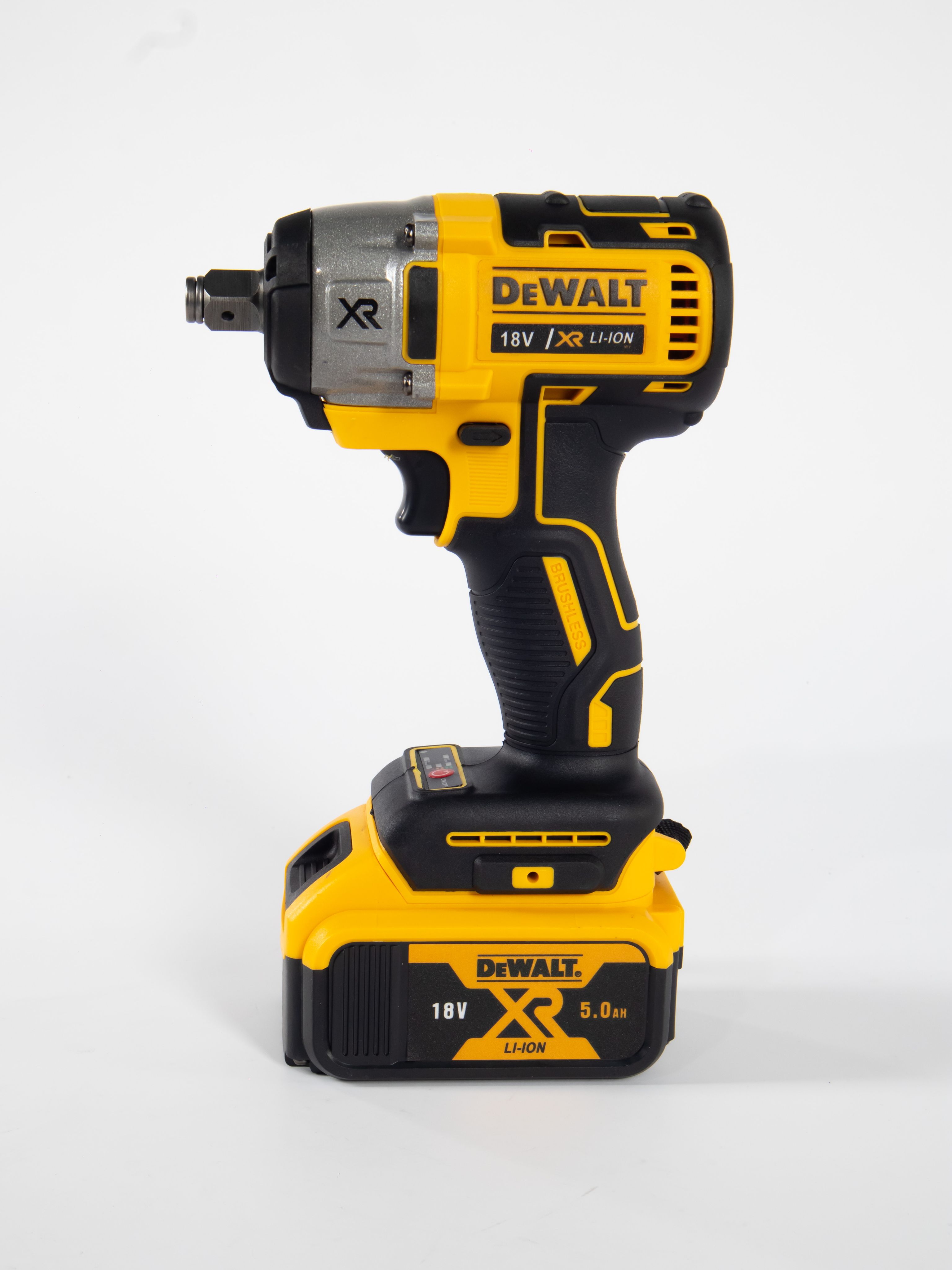 Бесщеточный ударный гайковерт Dewalt DCF880 18V 5.0AH купить на OZON по ...