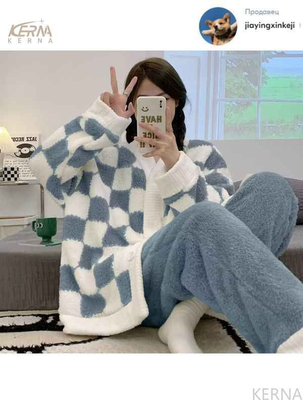 Пижама Женский KERNA Полиэфирное волокно, размер 50 Геометрический бело-синий Длинный Китай ...