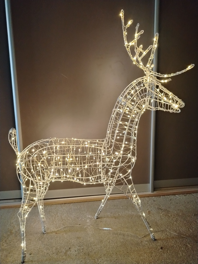 Светящийся Олень Новогодний купить на OZON по низкой цене (3106814263)