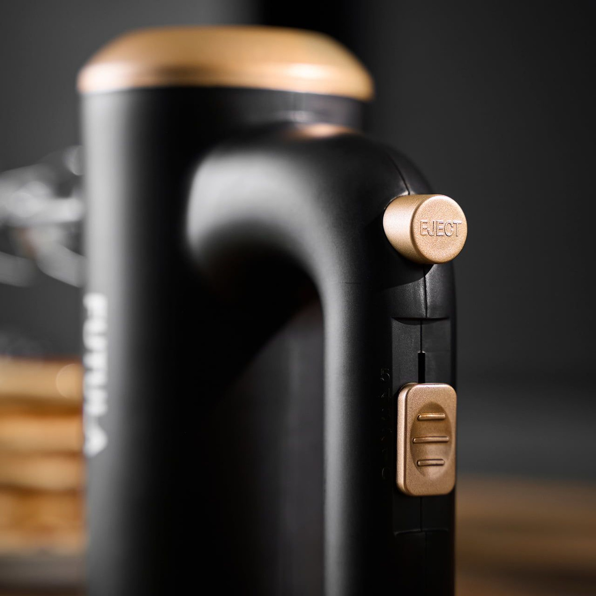 Миксер кухонный электрический Futula HM4 купить на OZON по низкой цене (1222238870)