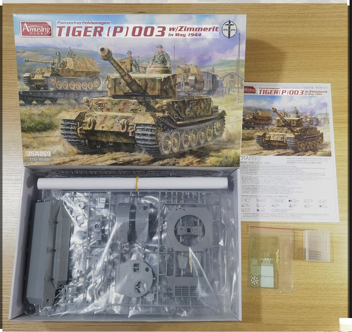 Сборная модель Amusing Hobby 35A059 Немецкий танк Tiger (P) 003 ...