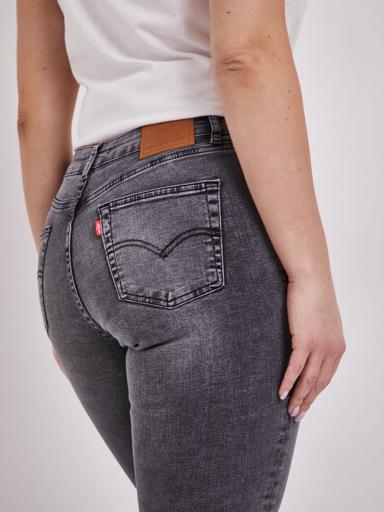 Джинсы Женский Levi's серый Хлопок, Эластан, размер 48 Молния Турция На любой сезон купить c ...