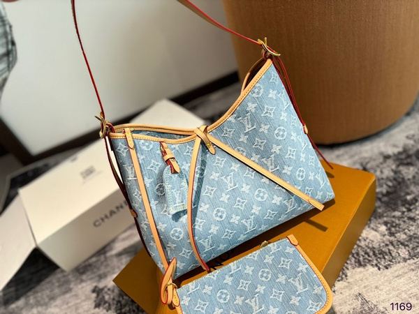 Louis Vuitton Сумка на плечо купить на OZON по низкой цене (2193017000)