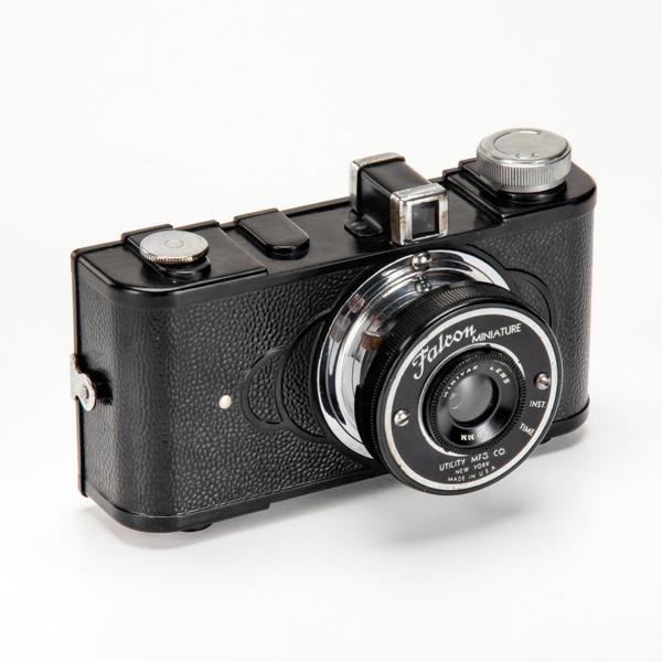 Фотоаппарат винтажный Falcon Miniature, Utility MFG Co. New-York, бакелит, металл, стекло, США ...