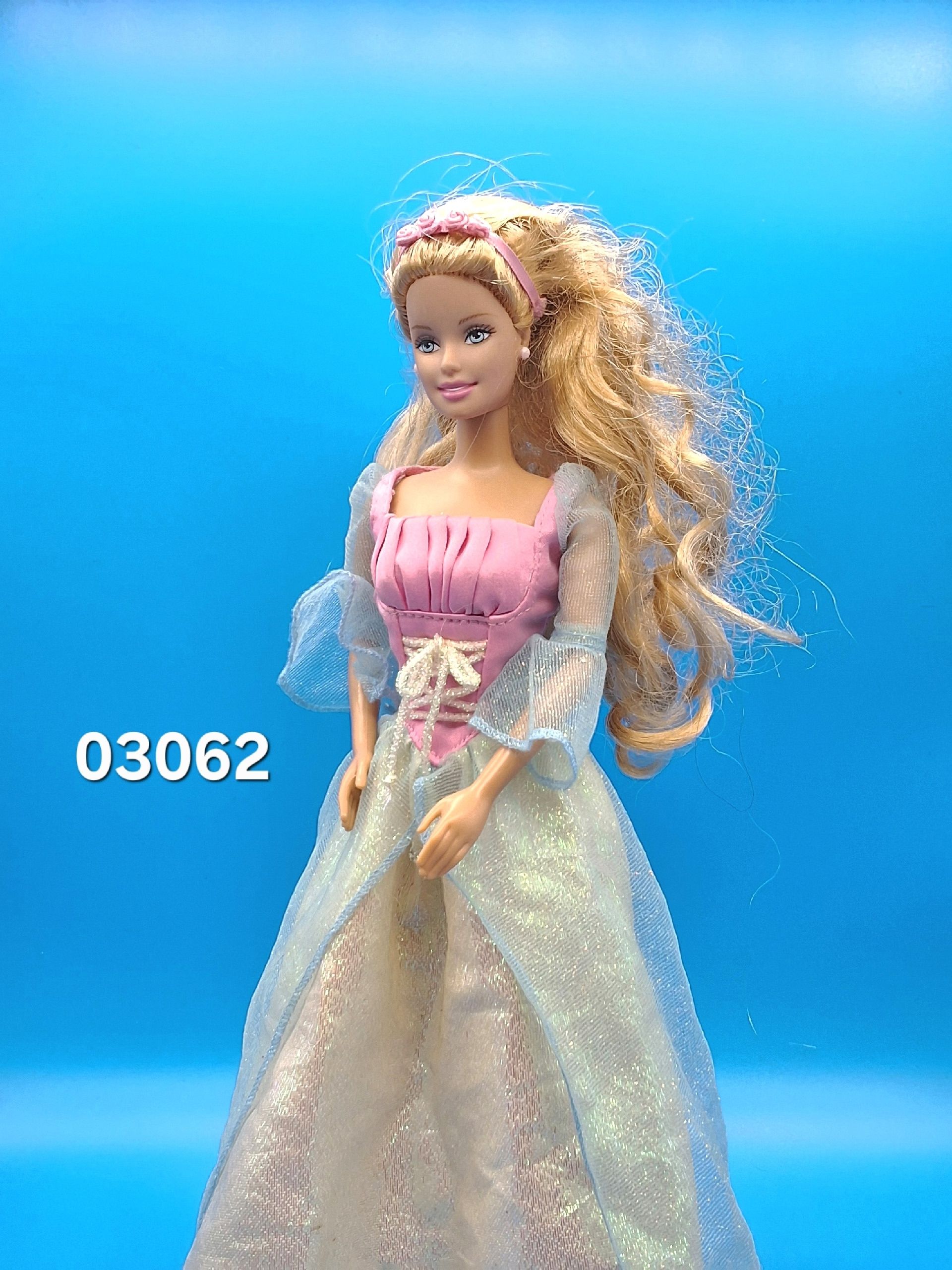 Кукла Барби Barbie Barbie Renaissance Rose Giftset Toys R Us Limited ...