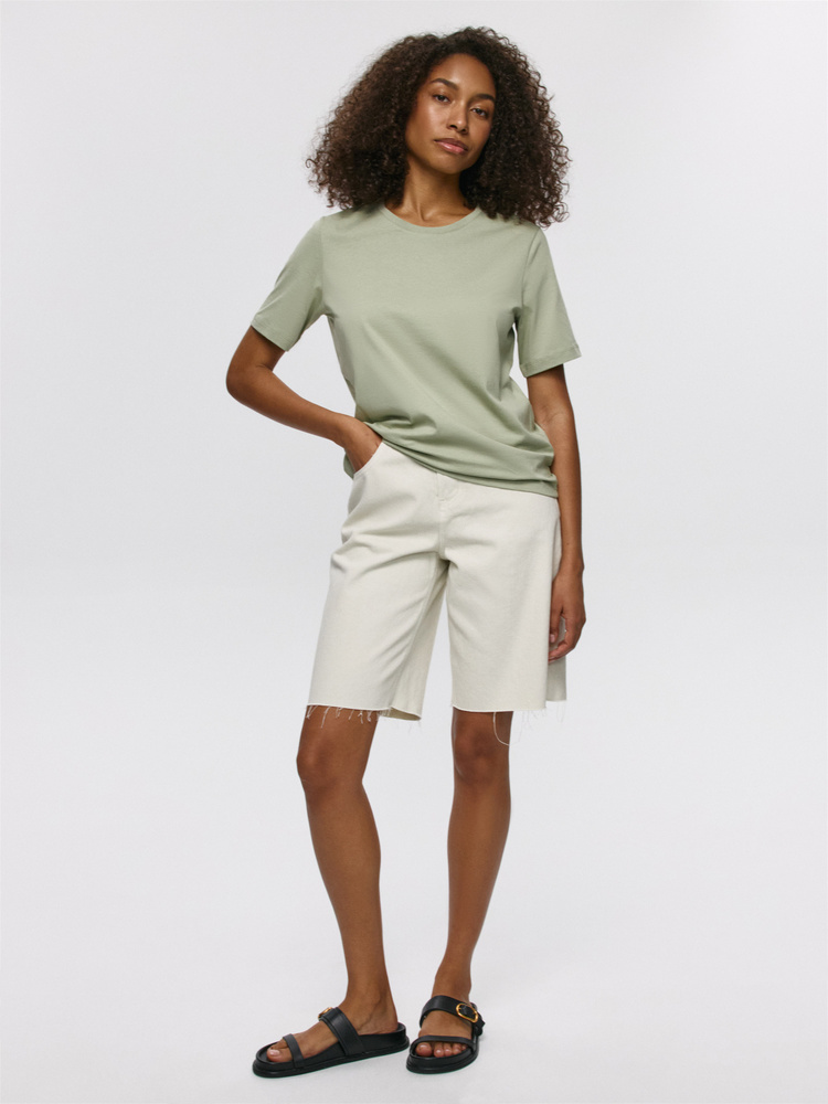 Шорты Женский SELA Повседневный молочный, размер 50 купить c доставкой на OZON по низкой цене ...