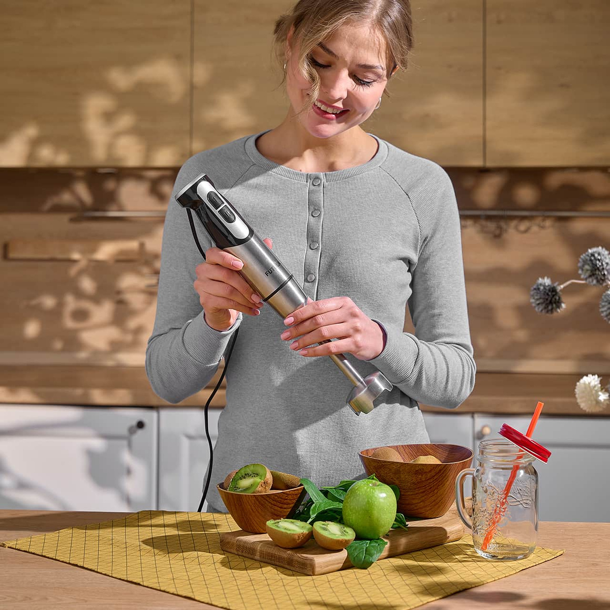 Блендер погружной Futula HB8 купить на OZON по низкой цене (1235415864)