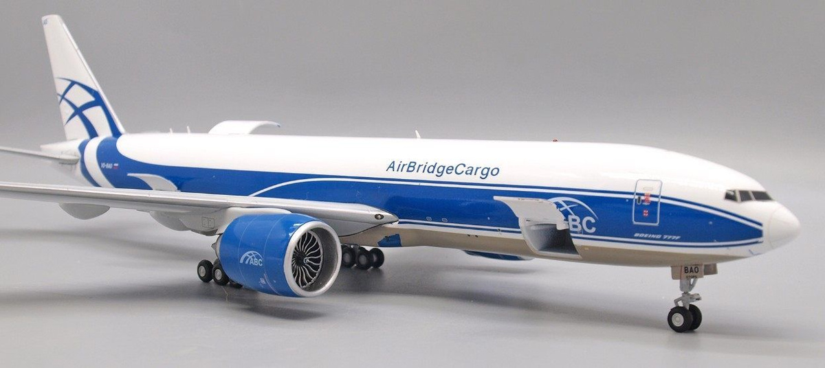 JC Wings 1: Модель из сплава Bridge Freight Airlines B777-200F VQ-BAO с ...