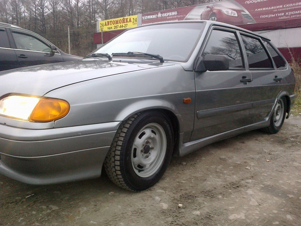 Молдинги дверей на ВАЗ 2114 ВАЗ 2115 Штатные молдинги на двери ВАЗ 2114 ...