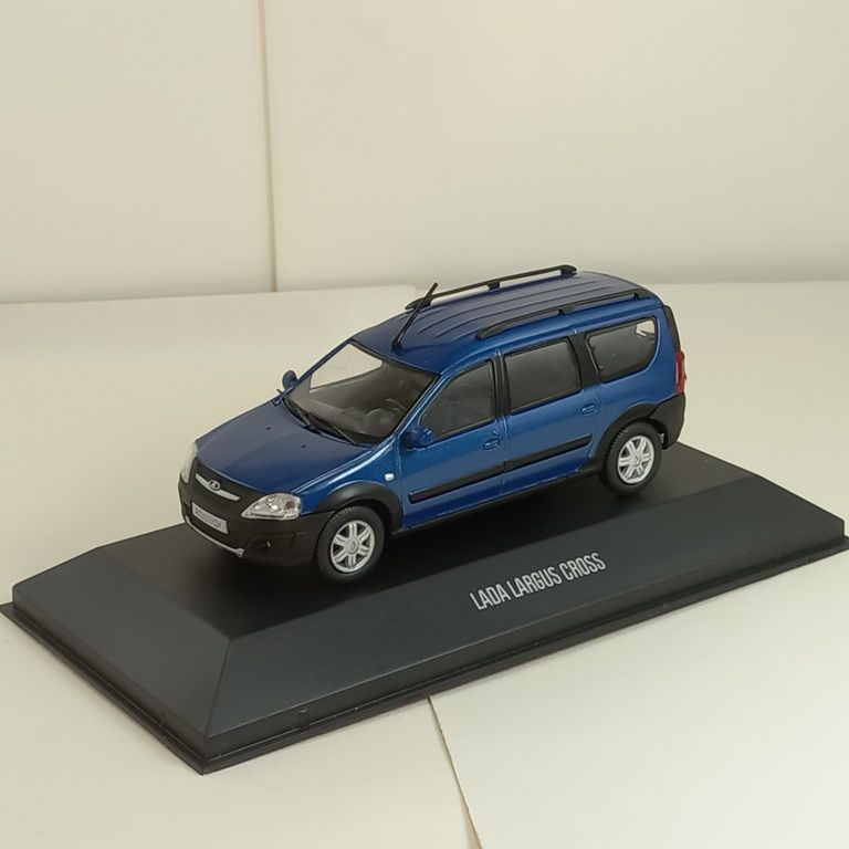 Масштабная модель Автолегенды Новая эпоха LADA LARGUS GROSS - купить в интернет-магазине OZON по ...