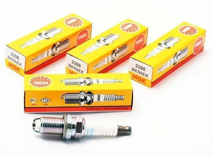Комплект свечей зажигания NGK 2288 BKR6EK - купить по выгодным ценам в интернет-магазине OZON ...