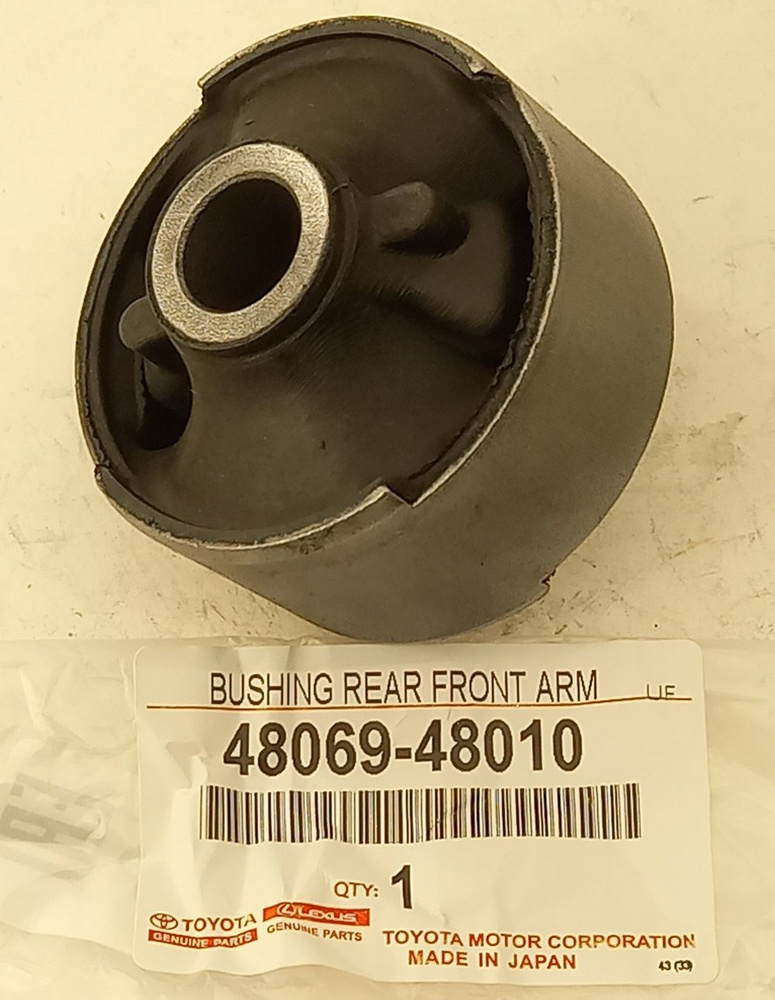 Сайлентблок задний переднего рычага Toyota (Тойота), 48069-48010 ...