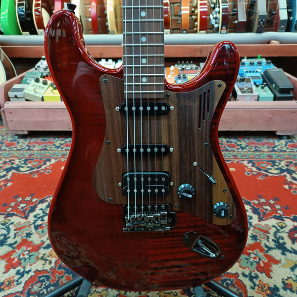 Электрогитара шестиструнная U-One by Magneto US-11P Stratocaster HSS ...