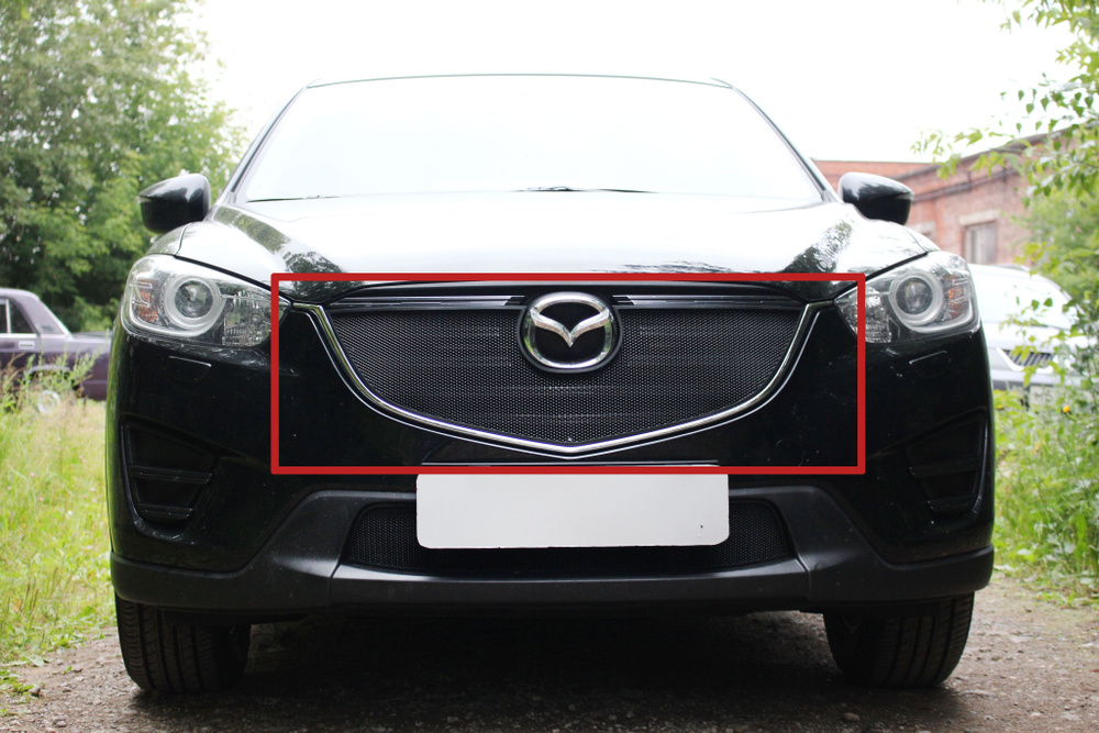 Защитная сетка радиатора верх черная Mazda CX-5 (2015-2017) рестайлинг ...