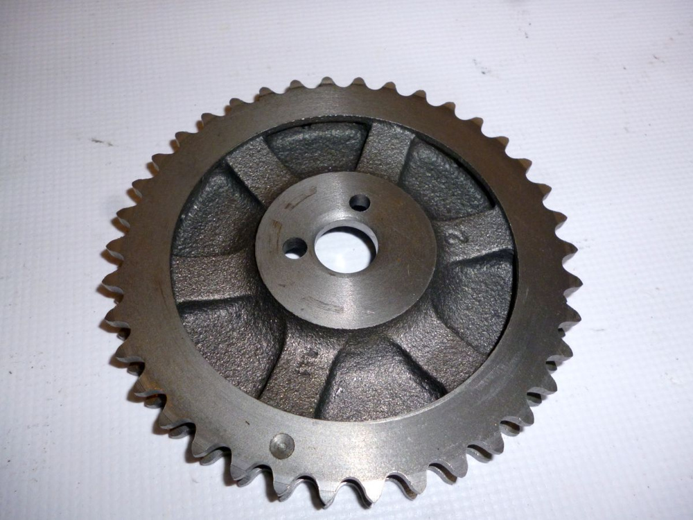Звездочка р/вала ВАЗ 2101-07, 21213 2 ряд. большая, чугун, облегченная ...