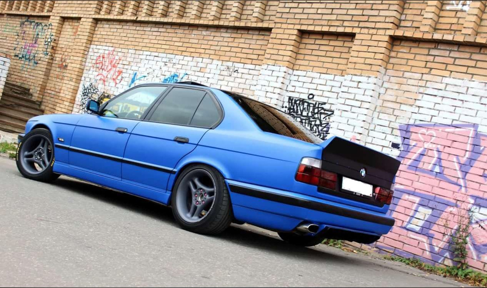 Спойлер BMW E34 Ducktail купить по низкой цене в интернет-магазине OZON ...
