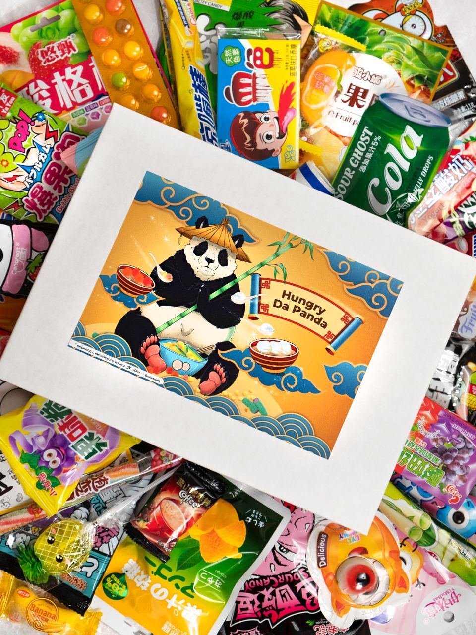 Подарочный набор сладостей "Hungry Panda" 35 шт, китайские конфеты ...