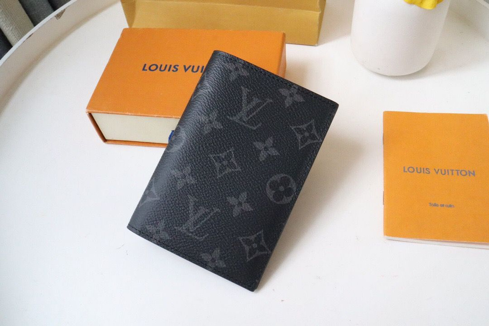 Барсетка Louis Vuitton - купить с доставкой по выгодным ценам в ...