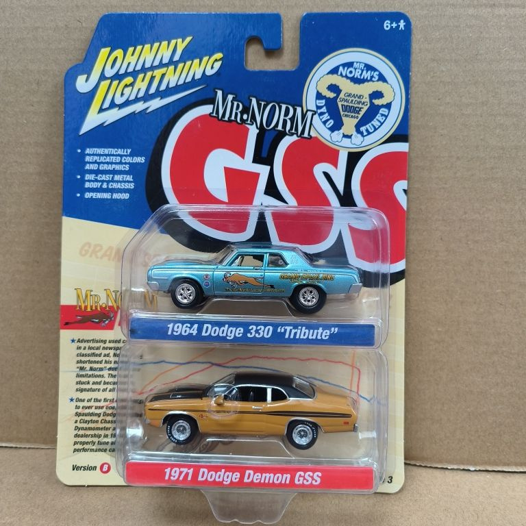 Машинка Johnny Lightning JL 1/64 1964 Dodge 330 Tribute 1971 Dodge ...