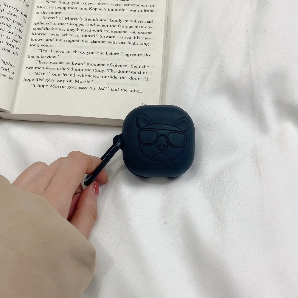 Чехол Samsung Galaxy buds 2/ PRO/ Live BLACK DOG с карабином/ Защитный ...