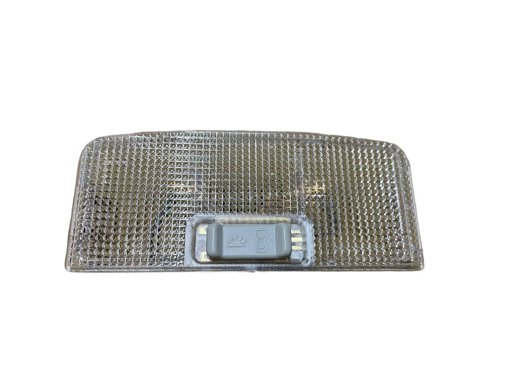 Плафон освещения салона ВАЗ 2170-2172, 2190, 2191 Лада Приора, Гранта (штатный) - купить по ...