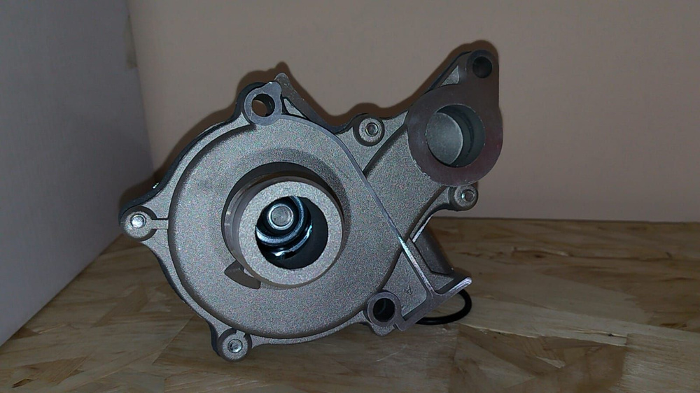 Насос системы охлаждения на "Geely MK" Original - Geely арт. E050100005 ...